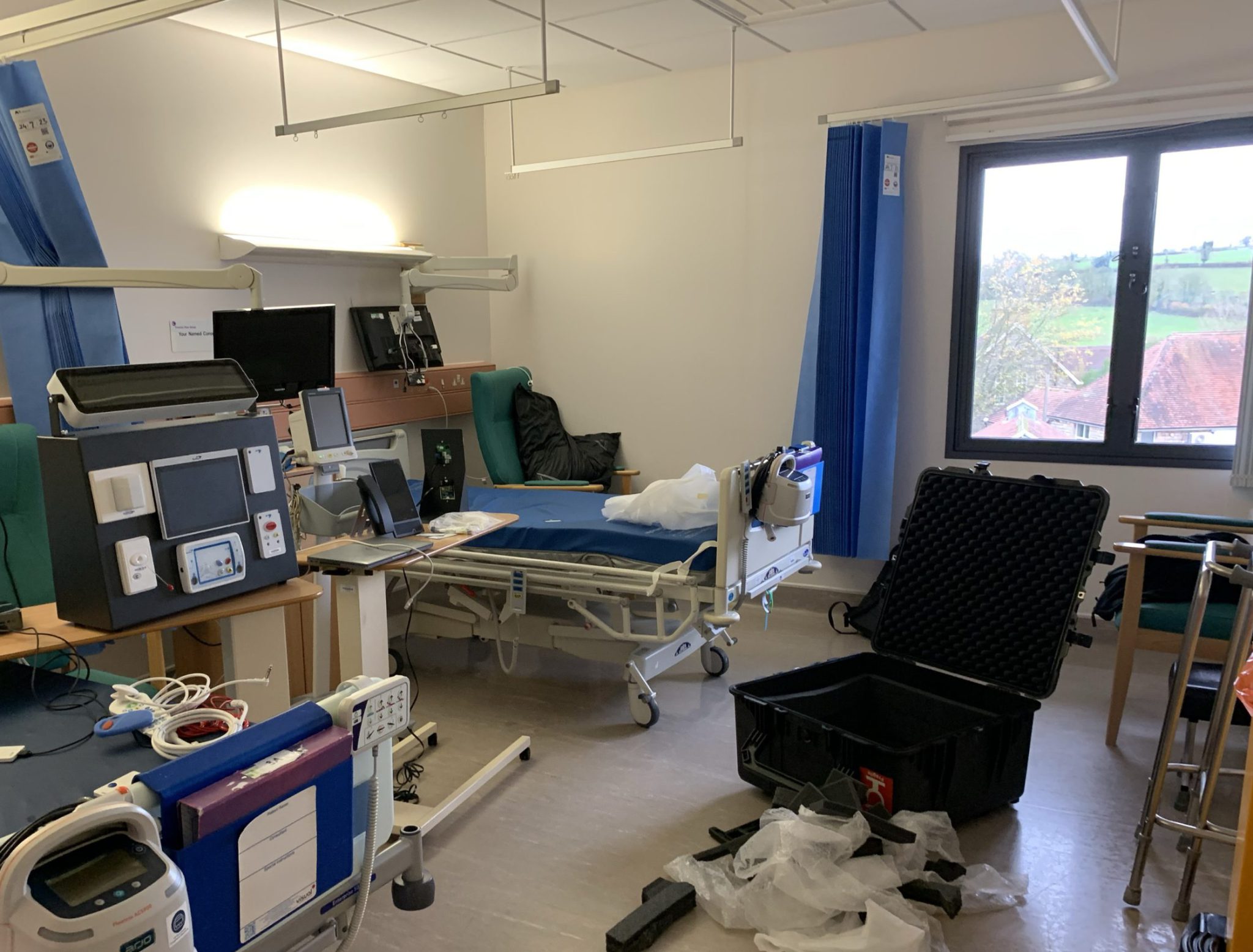 Demonstration for upgrade to 18-year old system. - Austco Healthcare ...